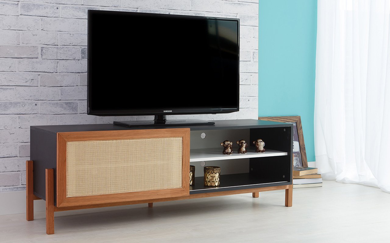 Rack Preto para TV Eric 140 cm MDF Preto e Madeira JT com Palhinha
