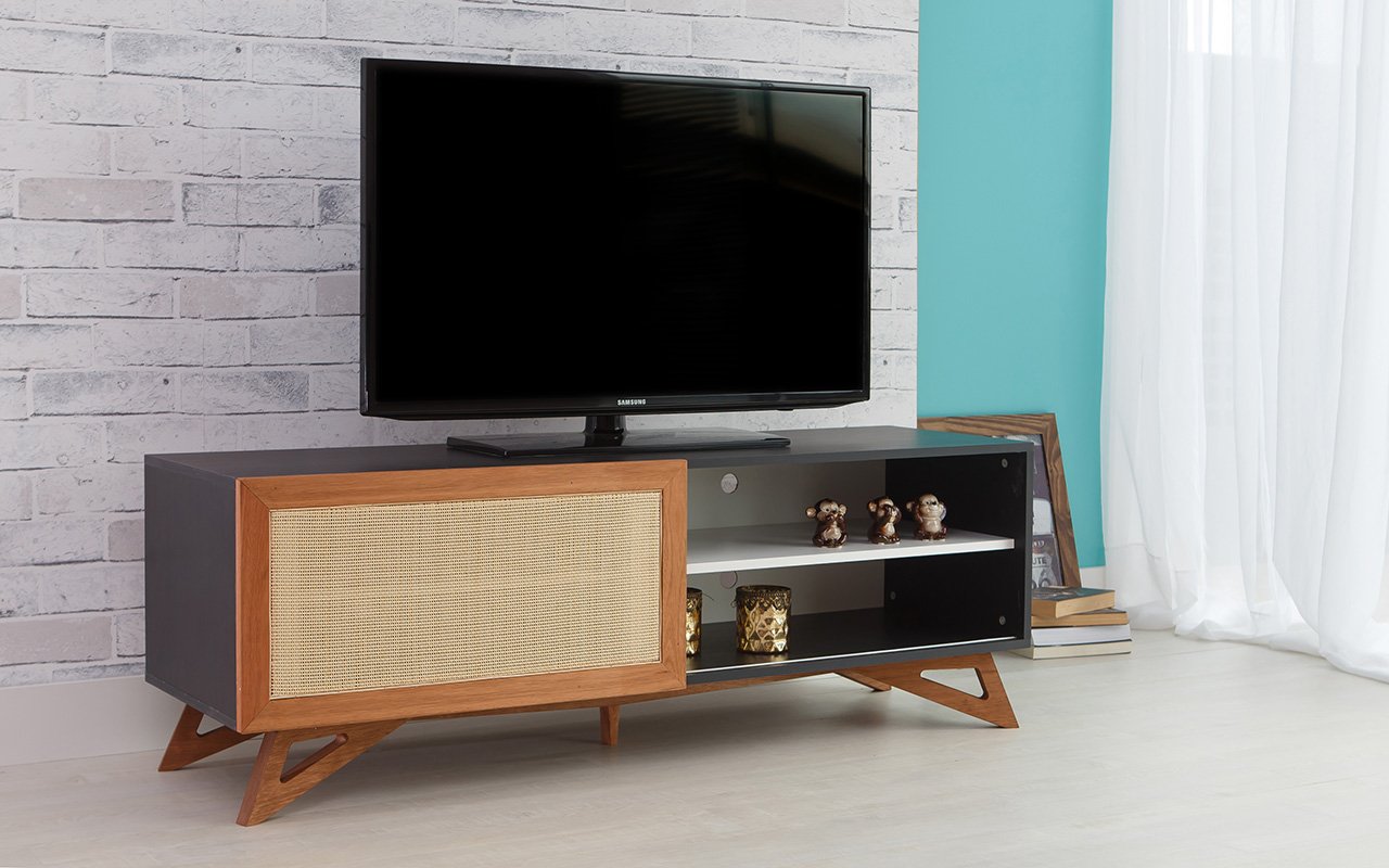 Rack de TV Preto Freddie 140 cm MDF Preto e Madeira JT com Palhinha