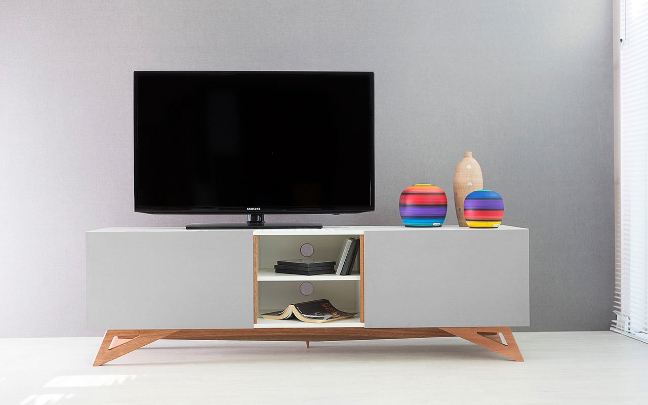 Rack Sala de TV com Portas Freddie 160 cm MDF Branco e Cinza