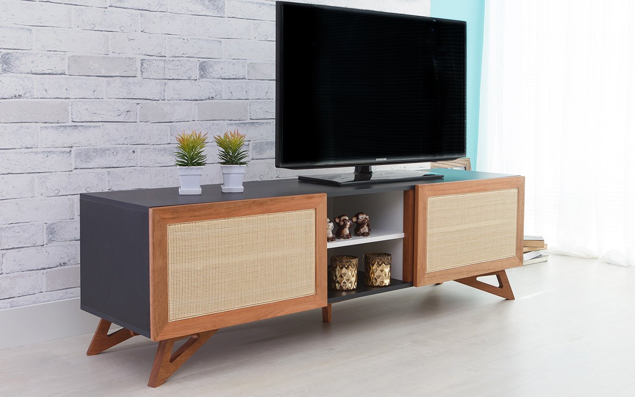 Rack Retrô para TV Freddie MDF Preto e Madeira JT com Palhinha